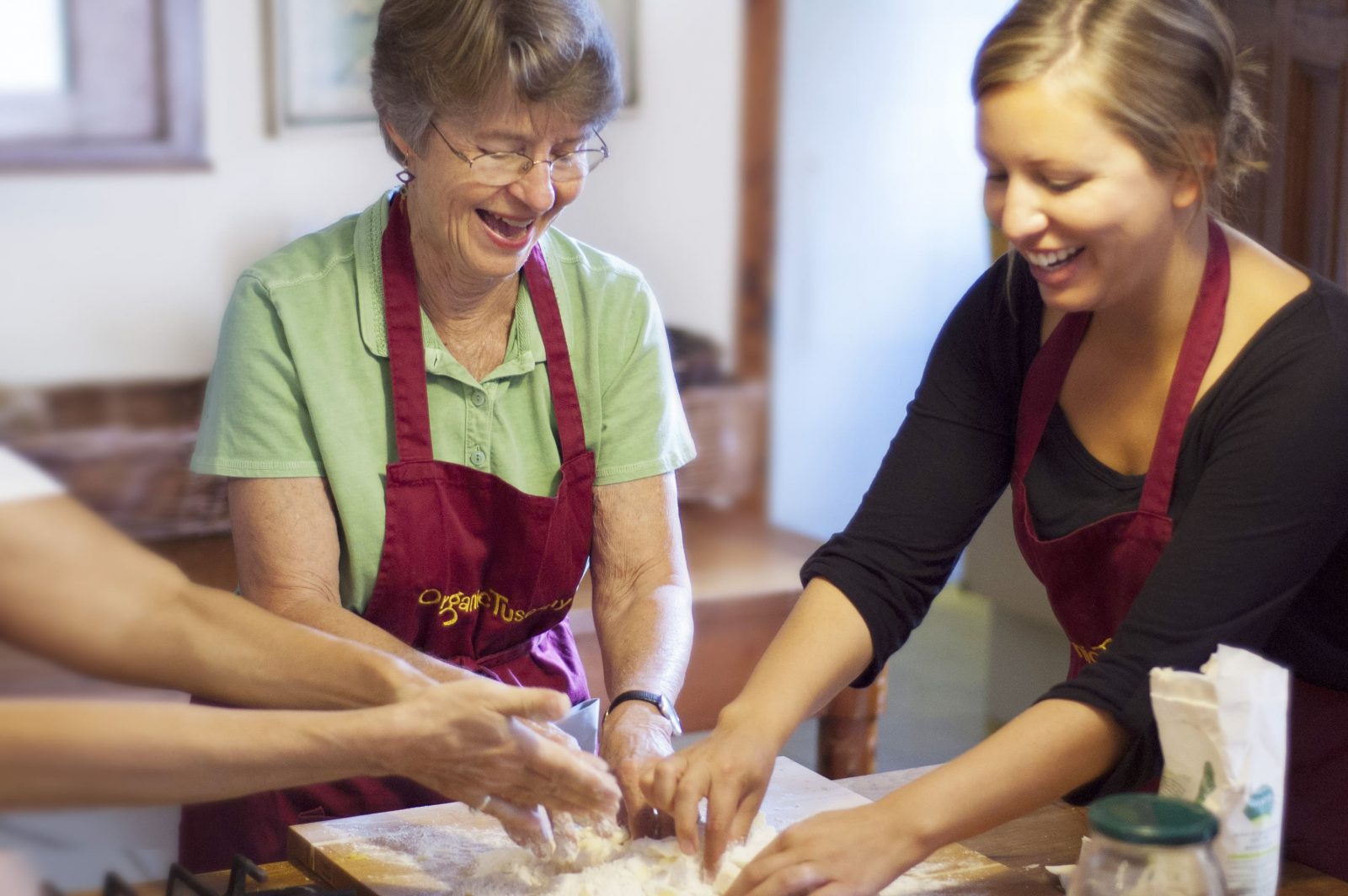 Organic Tuscany - Week-long cooking classes in Italy